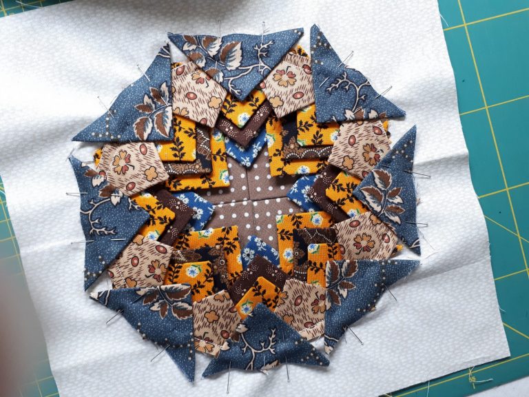 Un Pine Cone bloc ! | Patchwork Inspirations